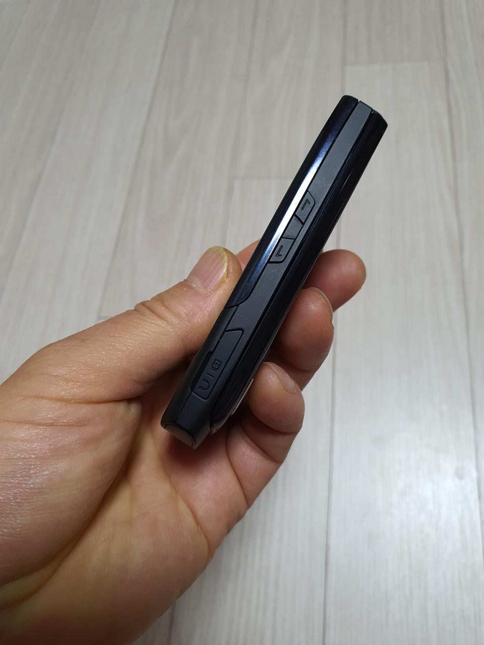 애니콜 슬라이드폰(sph-w4950) lgt-411 | 헬로마켓