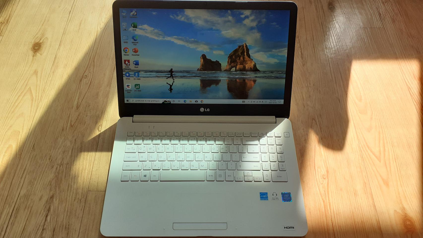 LG 15U340 펜티엄 N3520 쿼드코어 4G S... | 헬로마켓