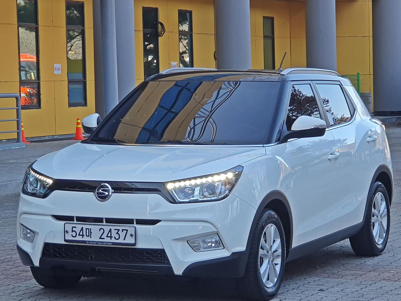 쌍용 티볼리 5인승 가솔린 1.6 2WD VX | 헬로마켓