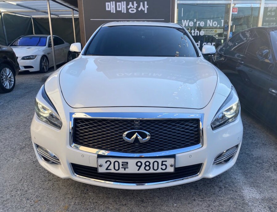 인피니티 Q70 3.7 | 헬로마켓