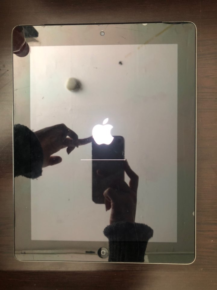 아이패드2 A1396 64기가 실버 판매합니다 | 헬로마켓