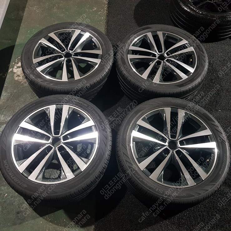 르노삼성 SM6 18인치 휠타이어 판매합니다. | 헬로마켓