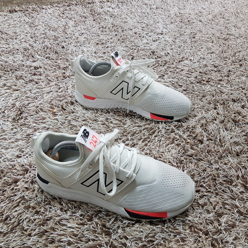 240) 뉴발란스 247 런닝화 | 헬로마켓