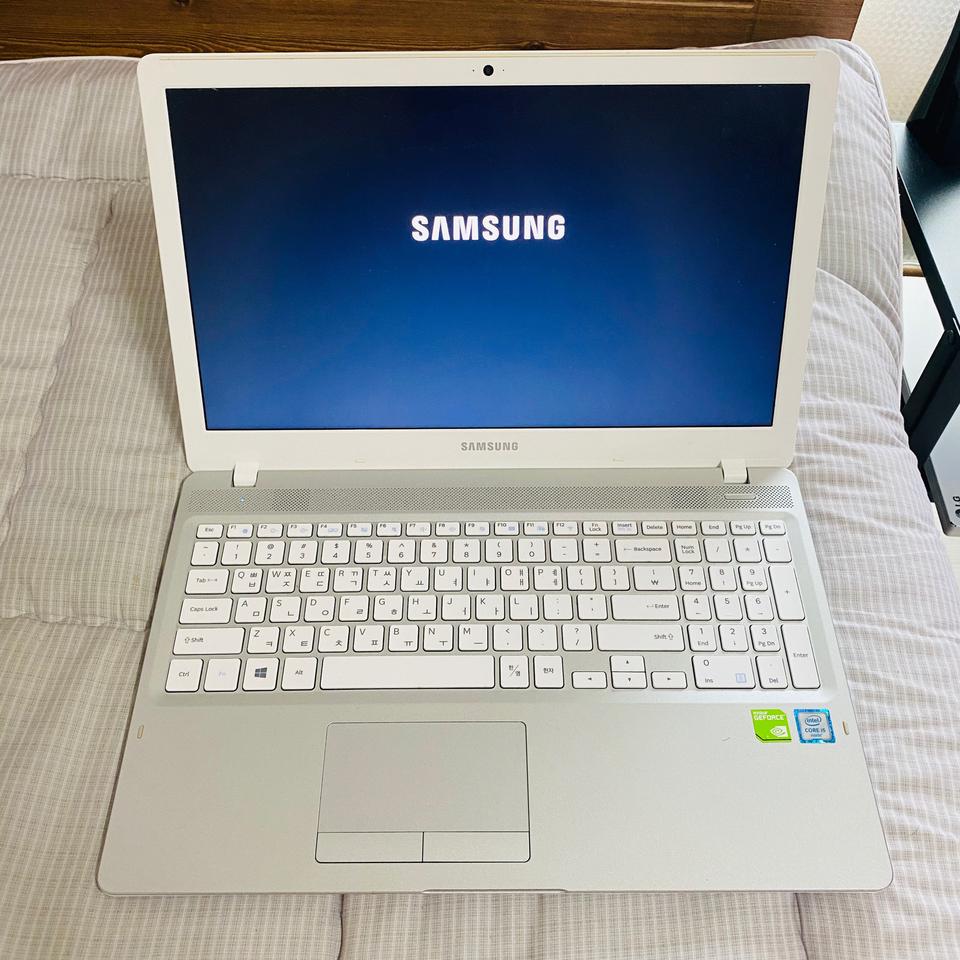 삼성노트북5 NT500R5L-Z54L | 세컨웨어