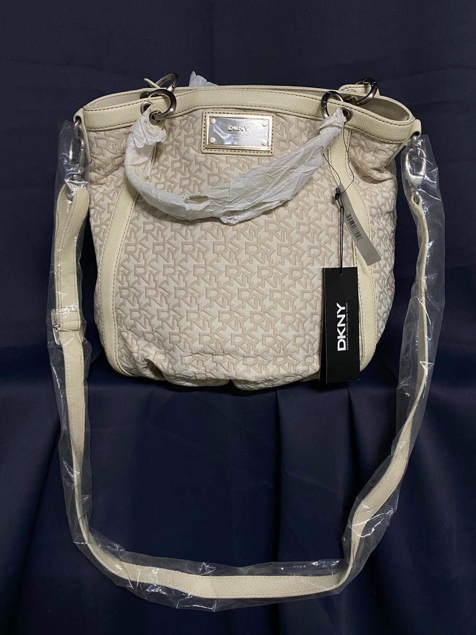 정품 DKNY가방 새제품 | 세컨웨어(헬로마켓)