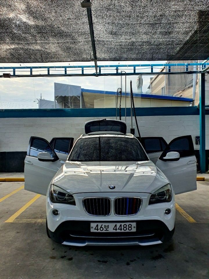 BMW X1 23d xDrive | 헬로마켓