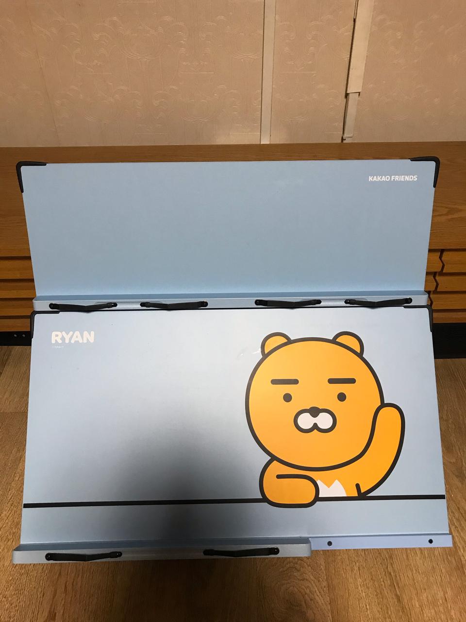 가격 내림! 카카오 라이언 2단 독서대 | 헬로마켓