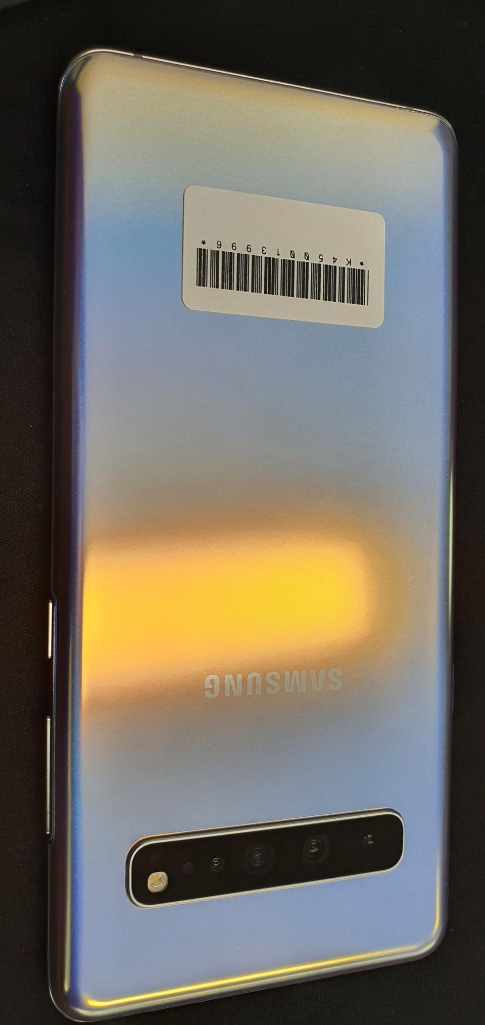 갤럭시s10 5G 실버 256G 판매합니다 | 헬로마켓