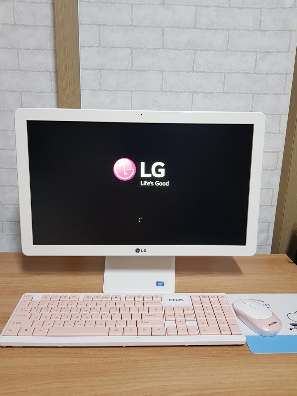LG 올인원PC LG22V24 | 헬로마켓