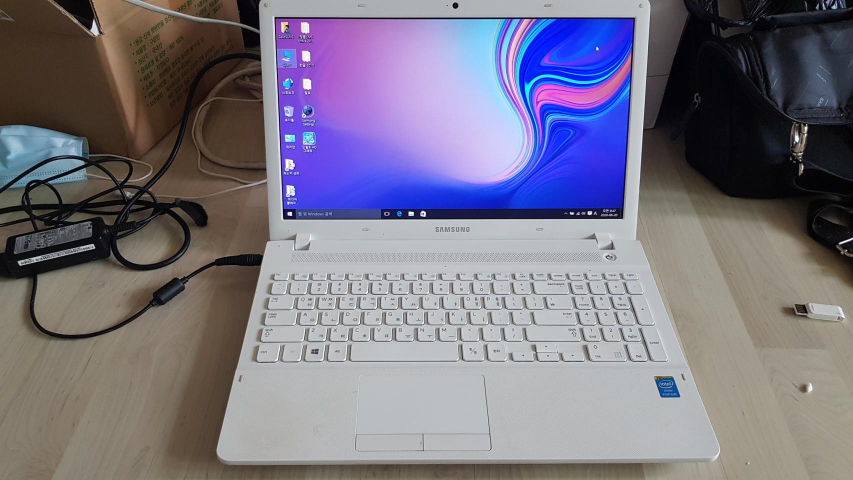 삼성아티브2 NT270E5J 팬티엄노트북팝니다 | 세컨웨어(헬로마켓)