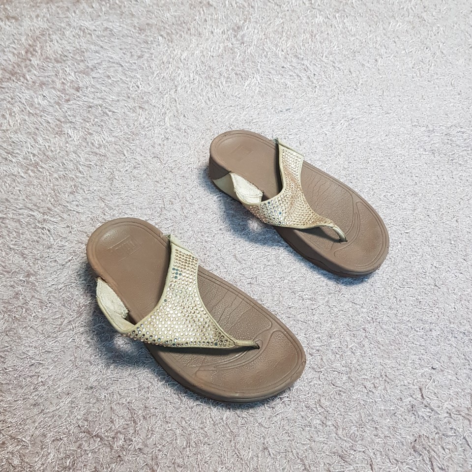 UK3/225) 핏플랍 쪼리 여름 슬리퍼 | 세컨웨어(헬로마켓)