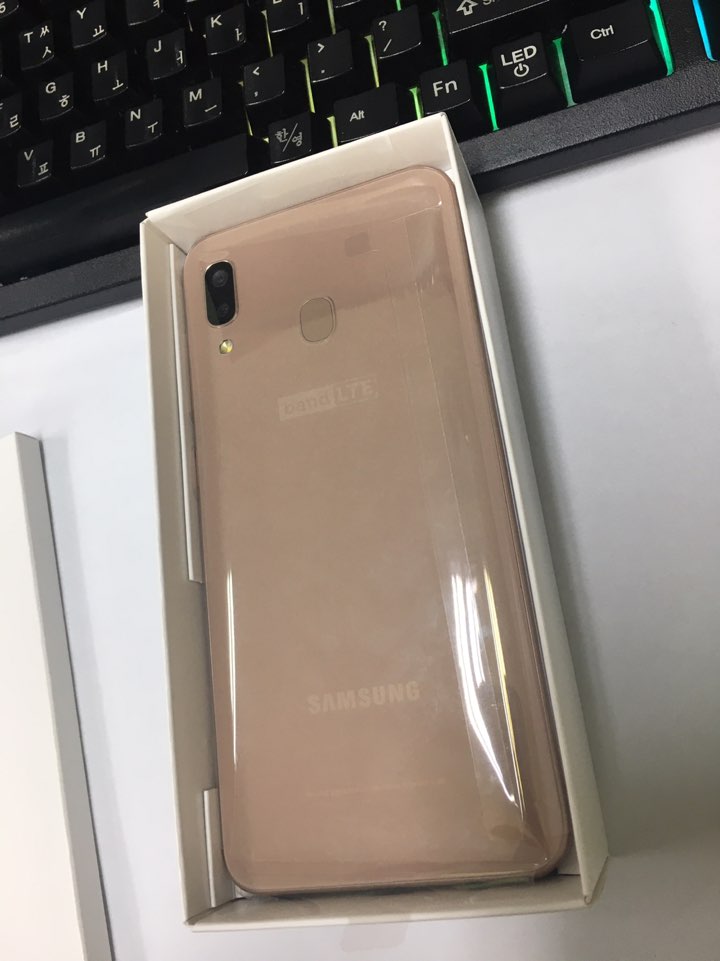 A205S 갤럭시 와이드4 골드 32GB 미사용 풀박... | 헬로마켓