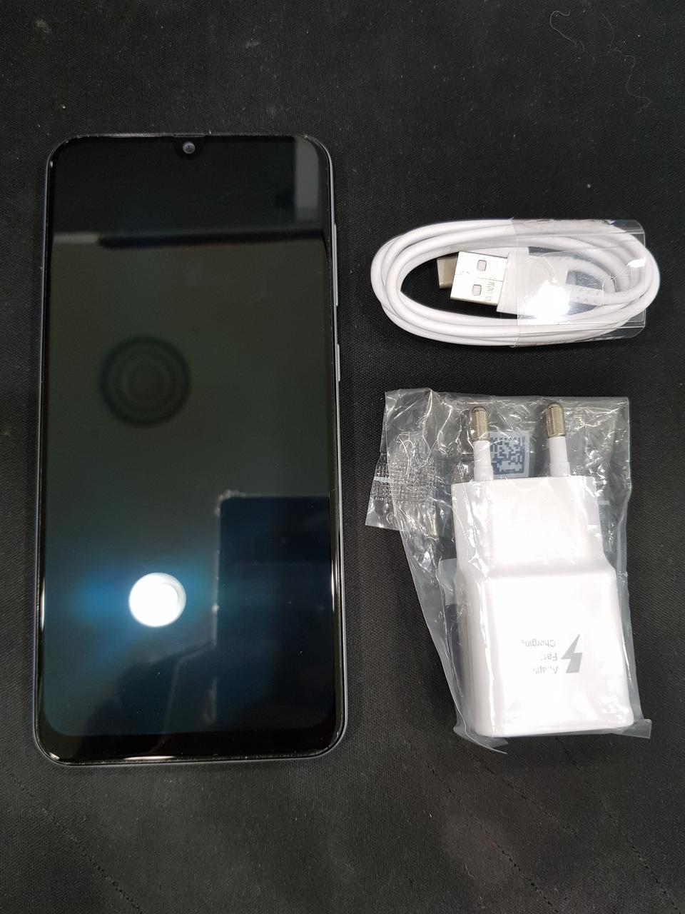 대전 갤럭시 A30 32G 화이트 판매합니다 | 헬로마켓