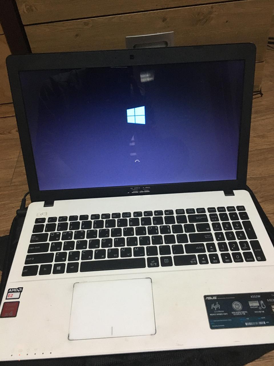 Asus X552W | 헬로마켓