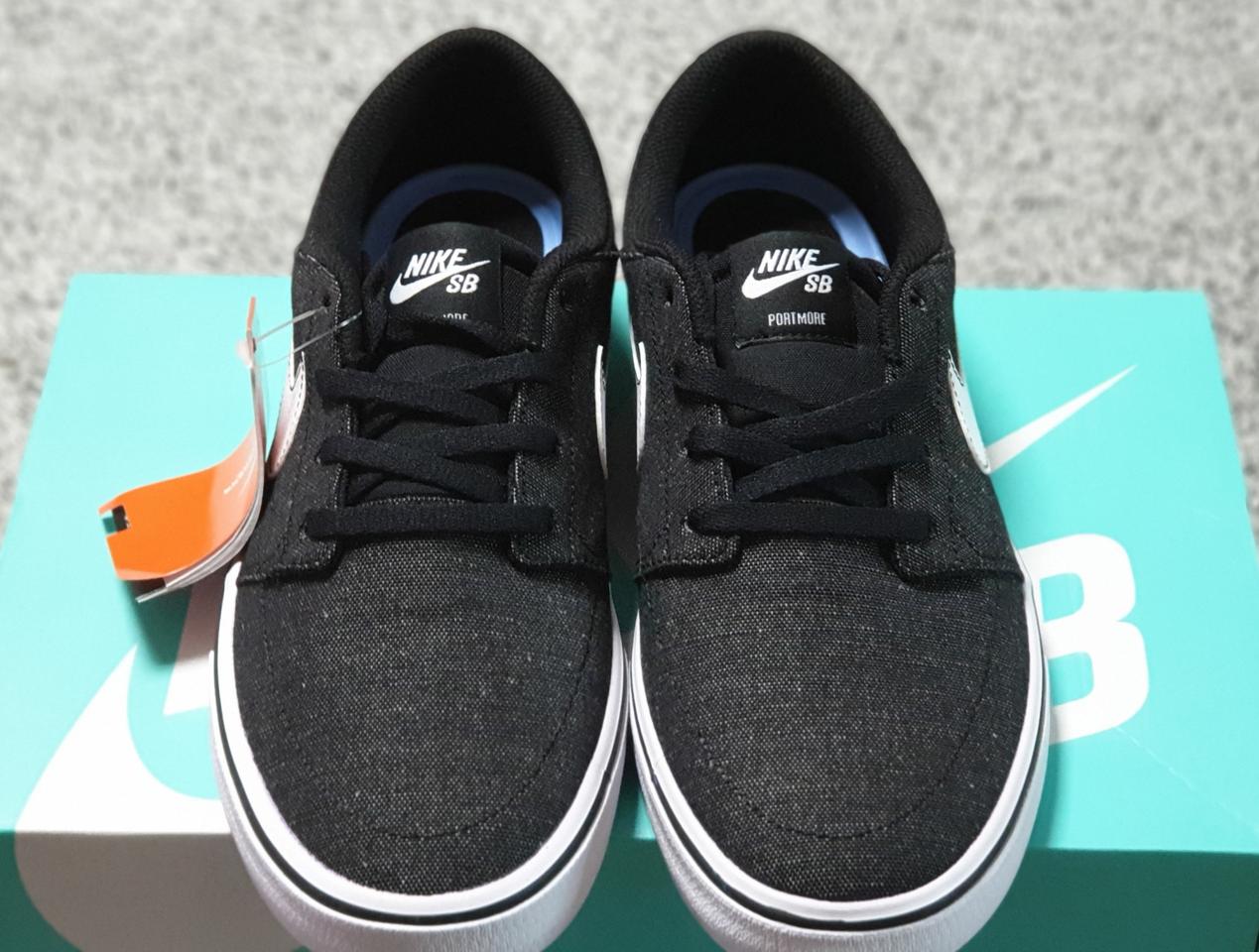 새상품☆나이키 스니커즈 사이즈 260,265 | 헬로마켓