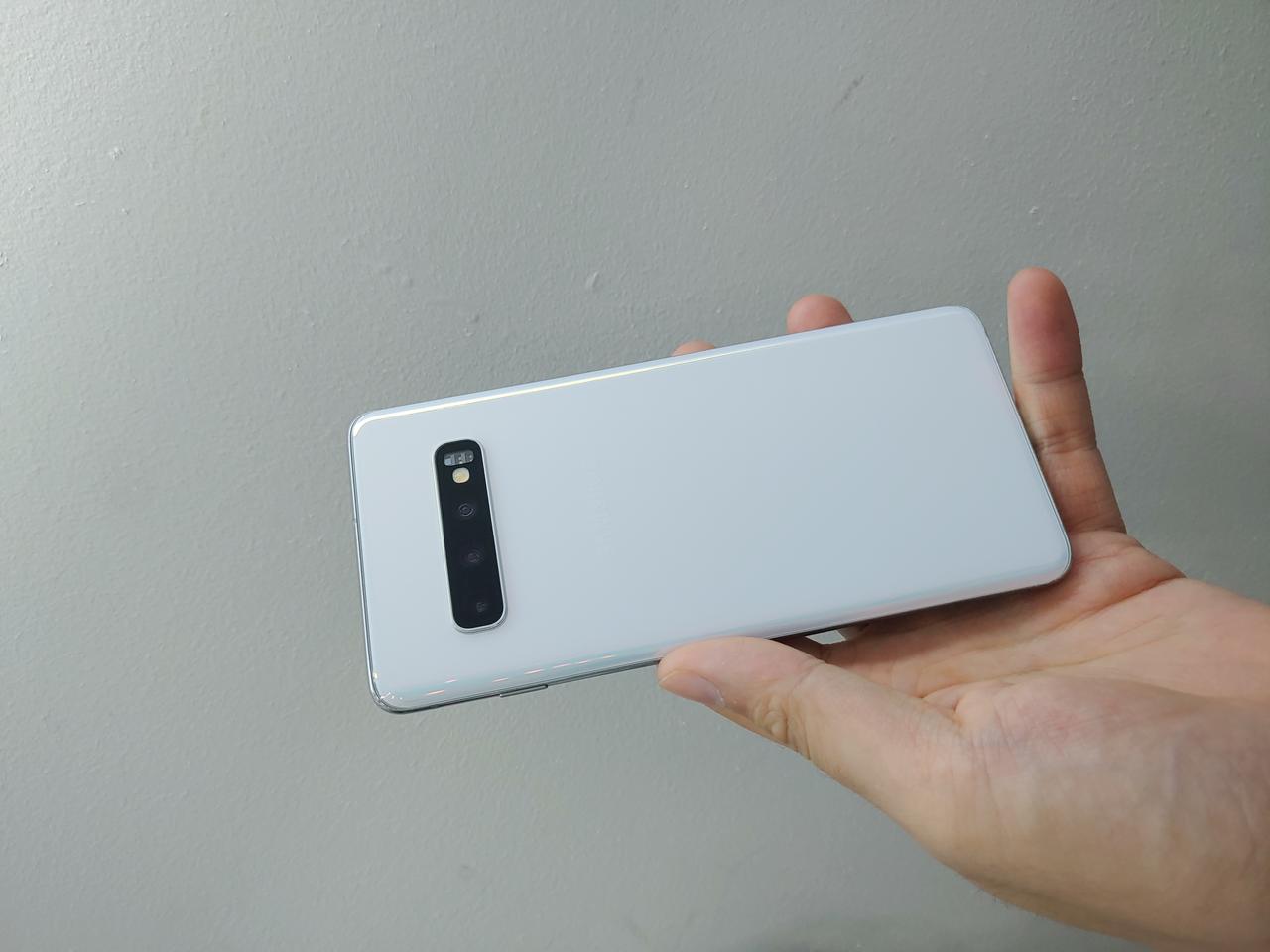 삼성 갤럭시S10 (G973) 128기가 화이트 B+... | 헬로마켓