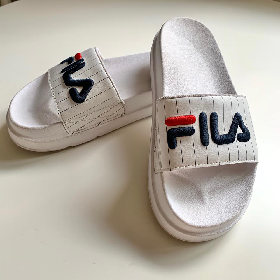 FILA 필라 여성 화이트 슬리퍼 230 | 세컨웨어(헬로마켓)