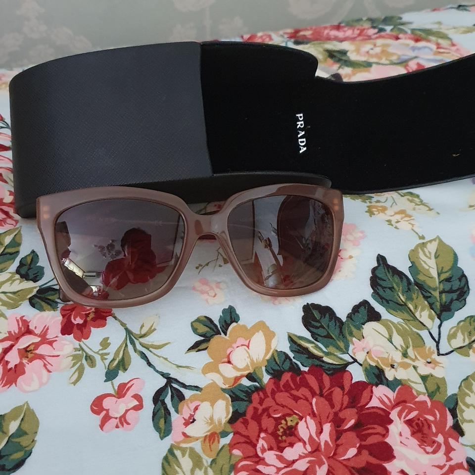 (정품)PRADA색이이쁜 여성선글라스 ㅡ상태최상 | 헬로마켓