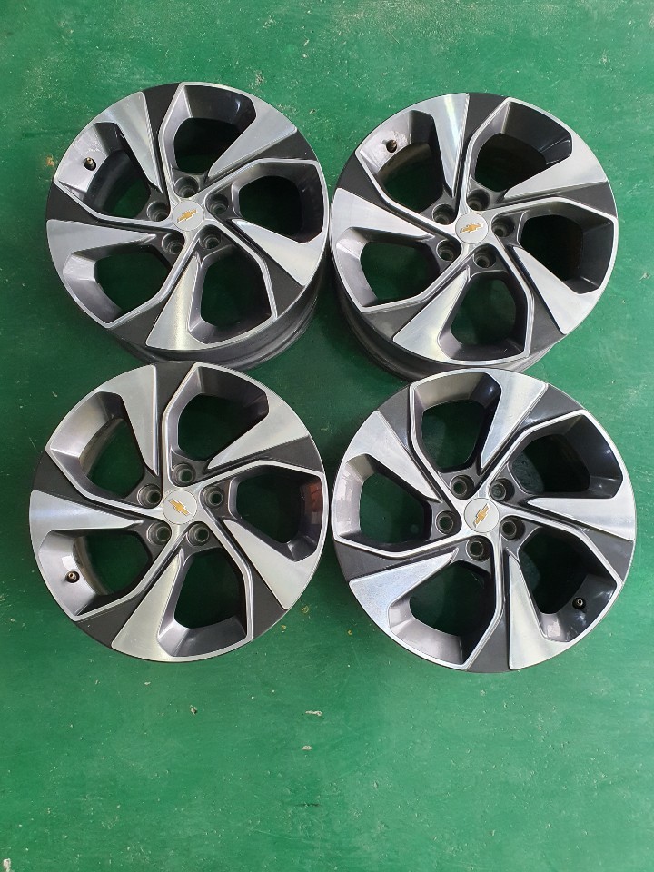 쉐보레 아베오 17인치휠 순정중고휠 PCD105 | 헬로마켓