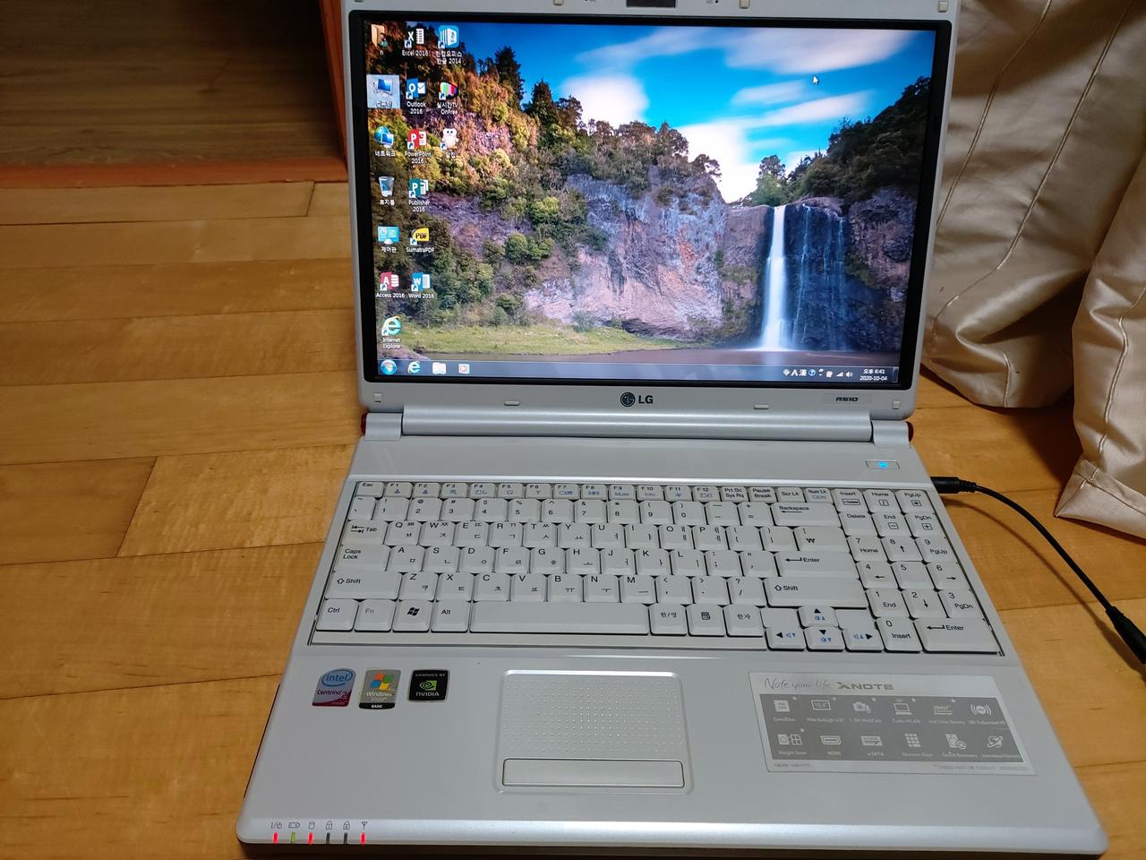 LG 노트북 R510 팝니다 | 헬로마켓