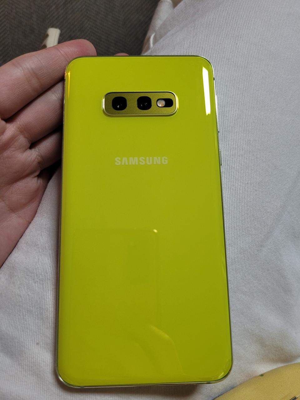 S급 "갤럭시 S10e" KT정상해지폰 판매합니다. | 헬로마켓