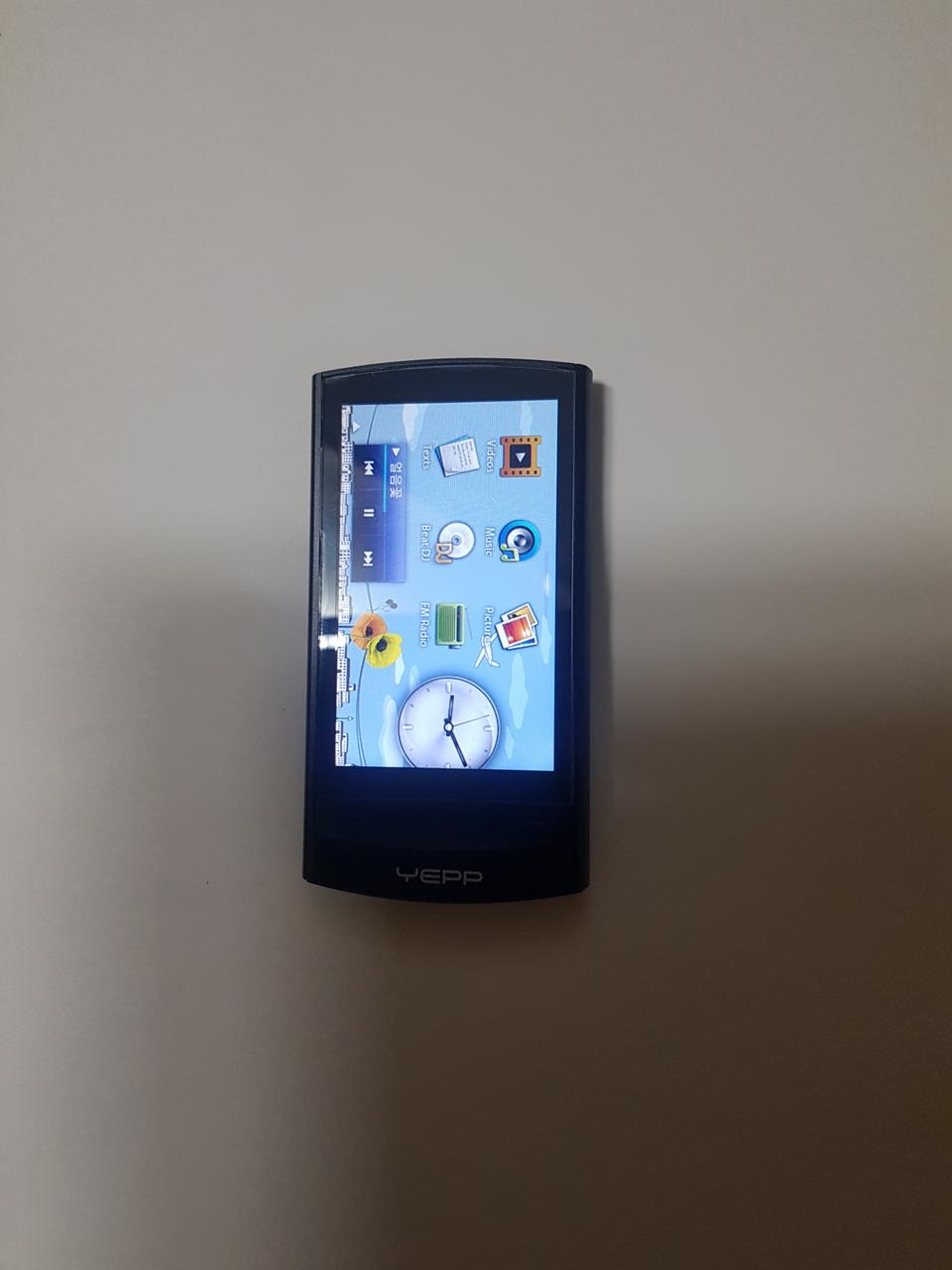 삼성 mp3 옙 yp-r1 8기가 | 세컨웨어(헬로마켓)