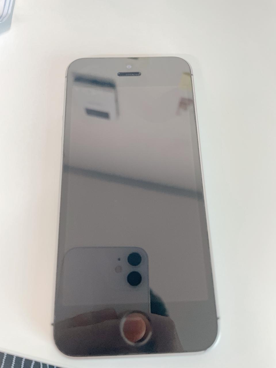 아이폰se 1세대 32기가 | 세컨웨어(헬로마켓)
