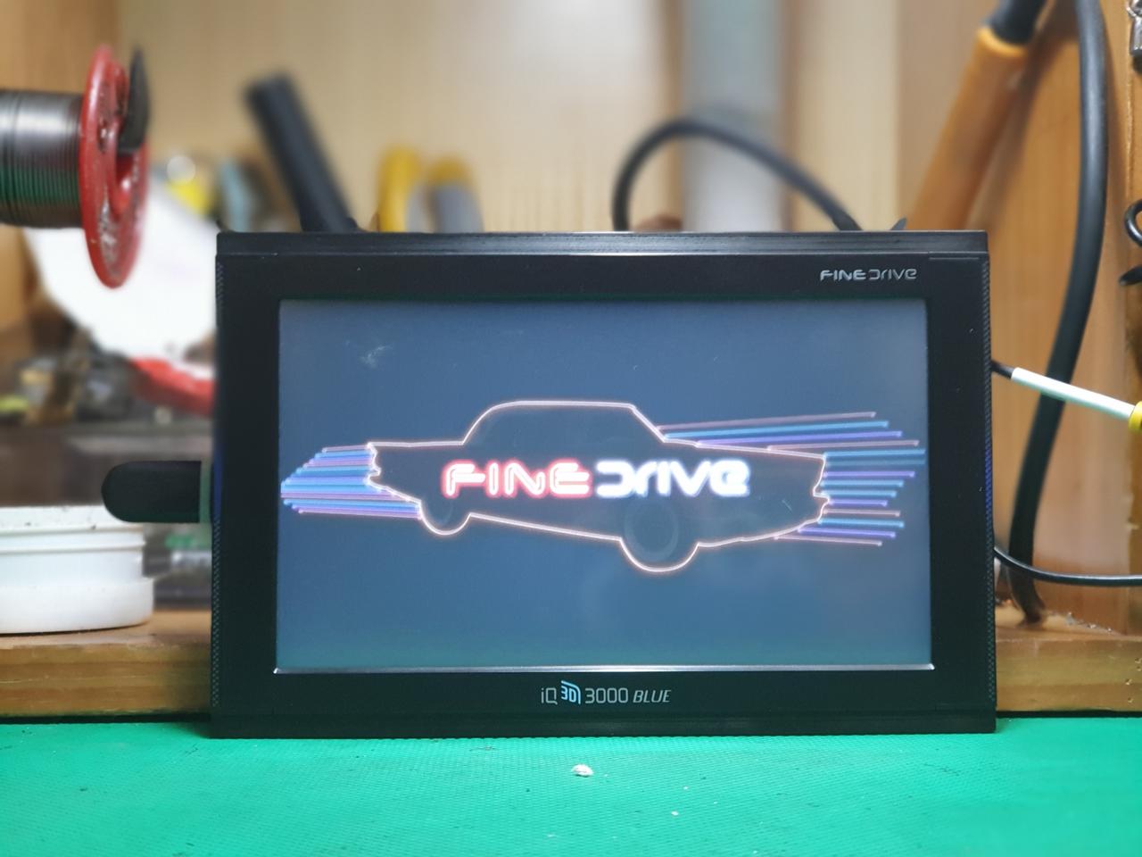 파인드라이브 IQ 3D 3000BLUE 네비게이션 | 헬로마켓