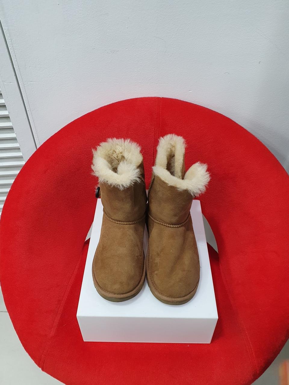 UGG 어그 양털 앵클부츠 220 | 헬로마켓