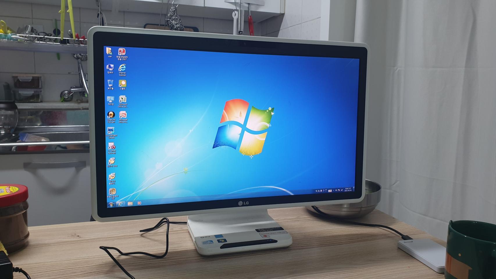 엘지 lg 올인원 일체형pc v300 | 세컨웨어(헬로마켓)