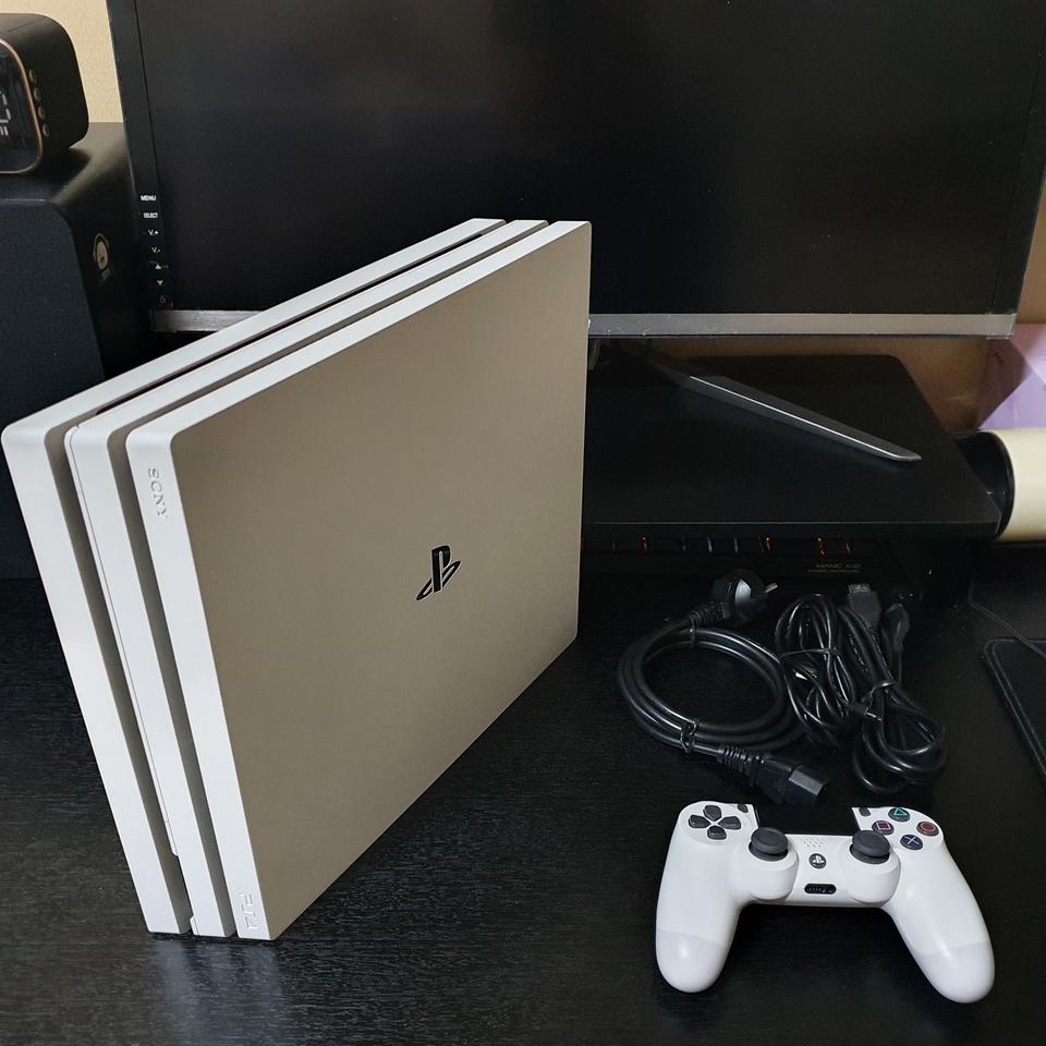 PS4 PRO 7117B 1TB 무료배송 | 헬로마켓