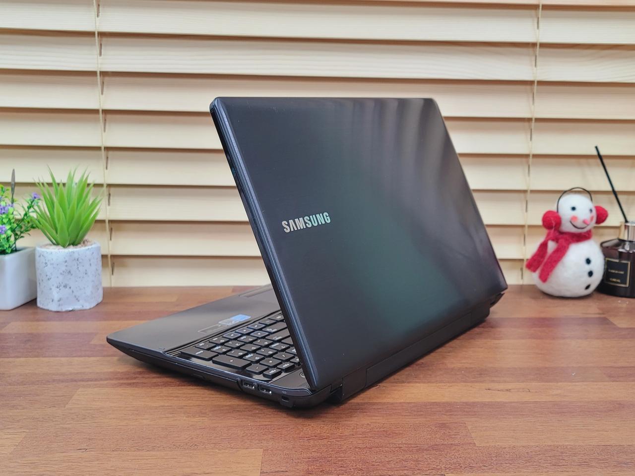 삼성/롤/사무용/인강용/i5/램8/15.6인치_560 | 세컨웨어(헬로마켓)