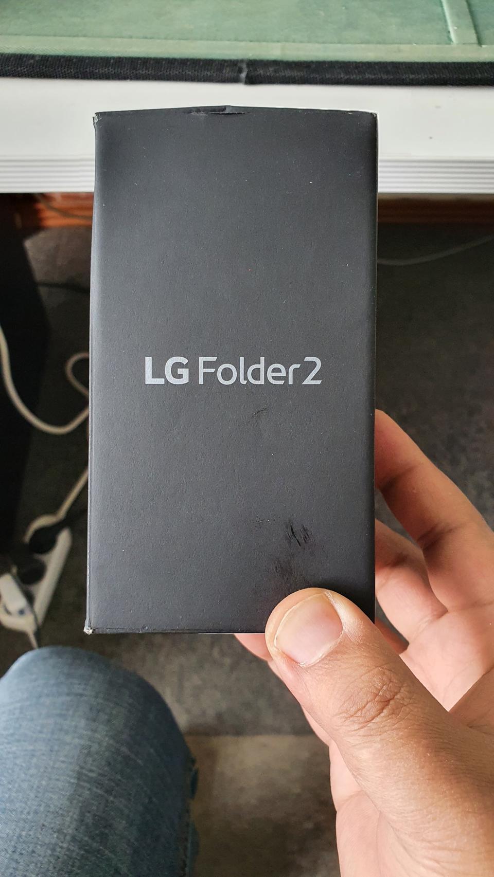 LG y120 폴더2 새거 판매합니다 | 헬로마켓