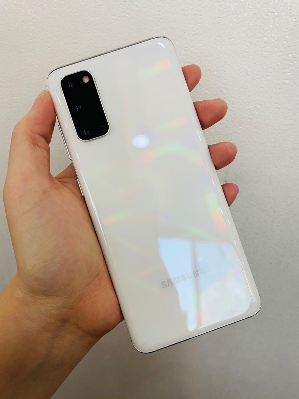 갤럭시 S20 SK 화이트 128GB S급 판매(무상남음) | 헬로마켓