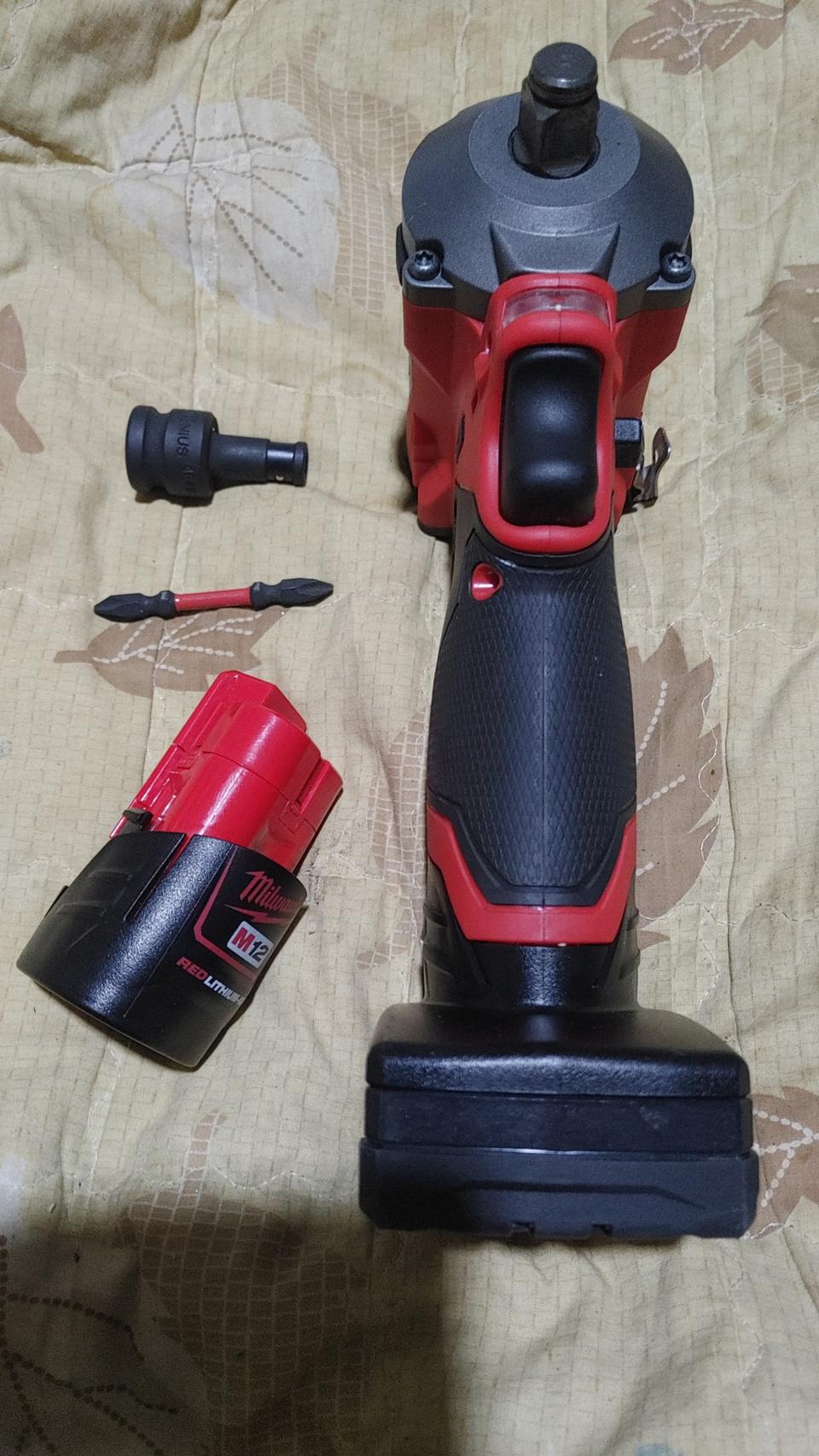 밀워키 M12 FIWF12 임팩렌치 | 헬로마켓