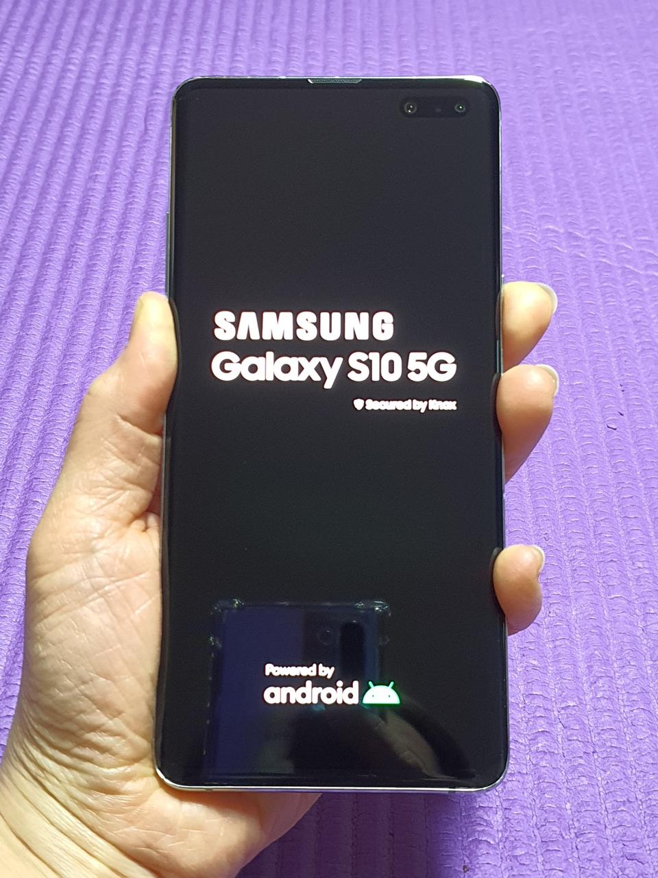 갤럭시S10 5G 256G 실버 A급 팝니다. | 헬로마켓