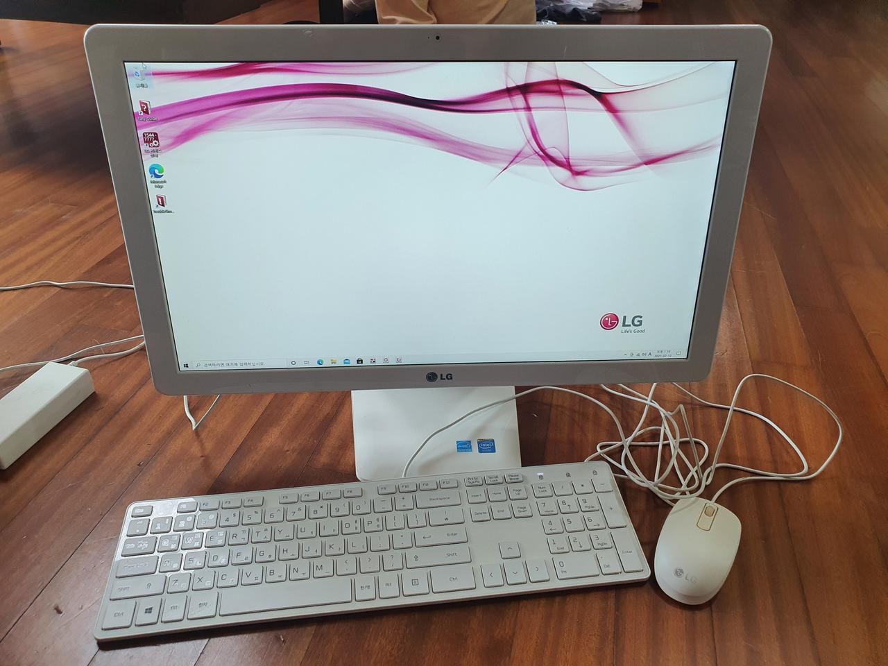 LG 22V24 팝니다 | 헬로마켓