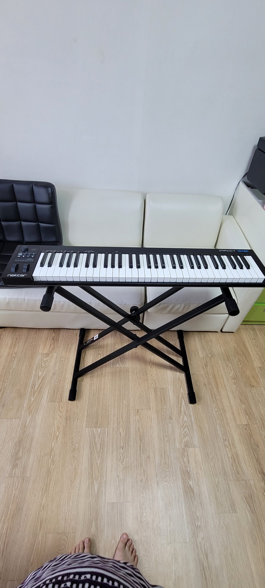 마스터키보드 와 거치대 nektar gx61 | 헬로마켓