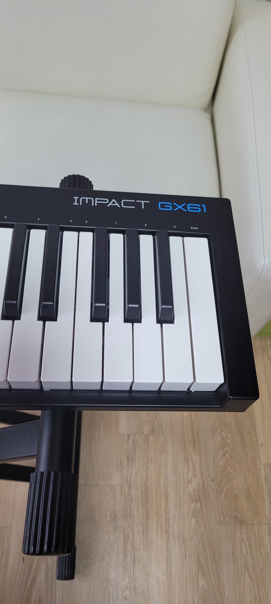 마스터키보드 와 거치대 nektar gx61 | 헬로마켓