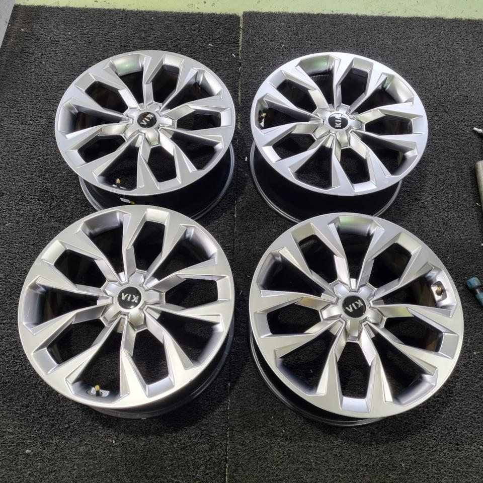 쏘렌토MQ4 순정 20인치 중고휠 1대분 판매합니다. | 헬로마켓