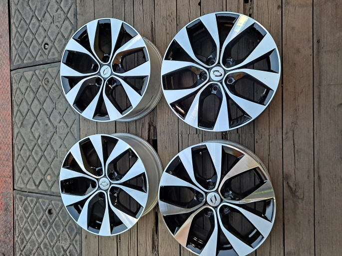 SM6 17인치 휠 판매합니다. | 헬로마켓