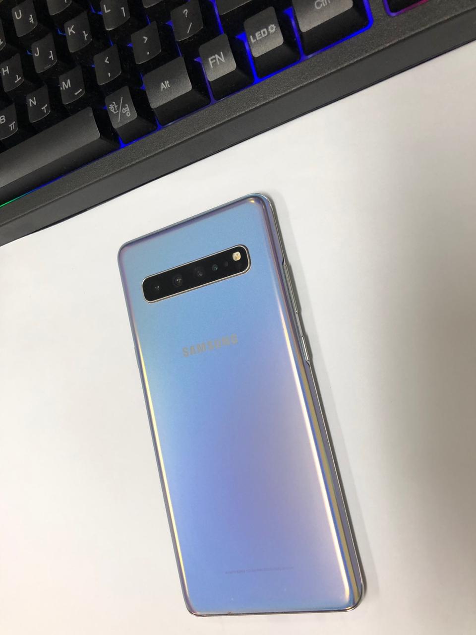 KT 갤럭시S10 5G/LTE 실버 256GB 공기계... | 헬로마켓