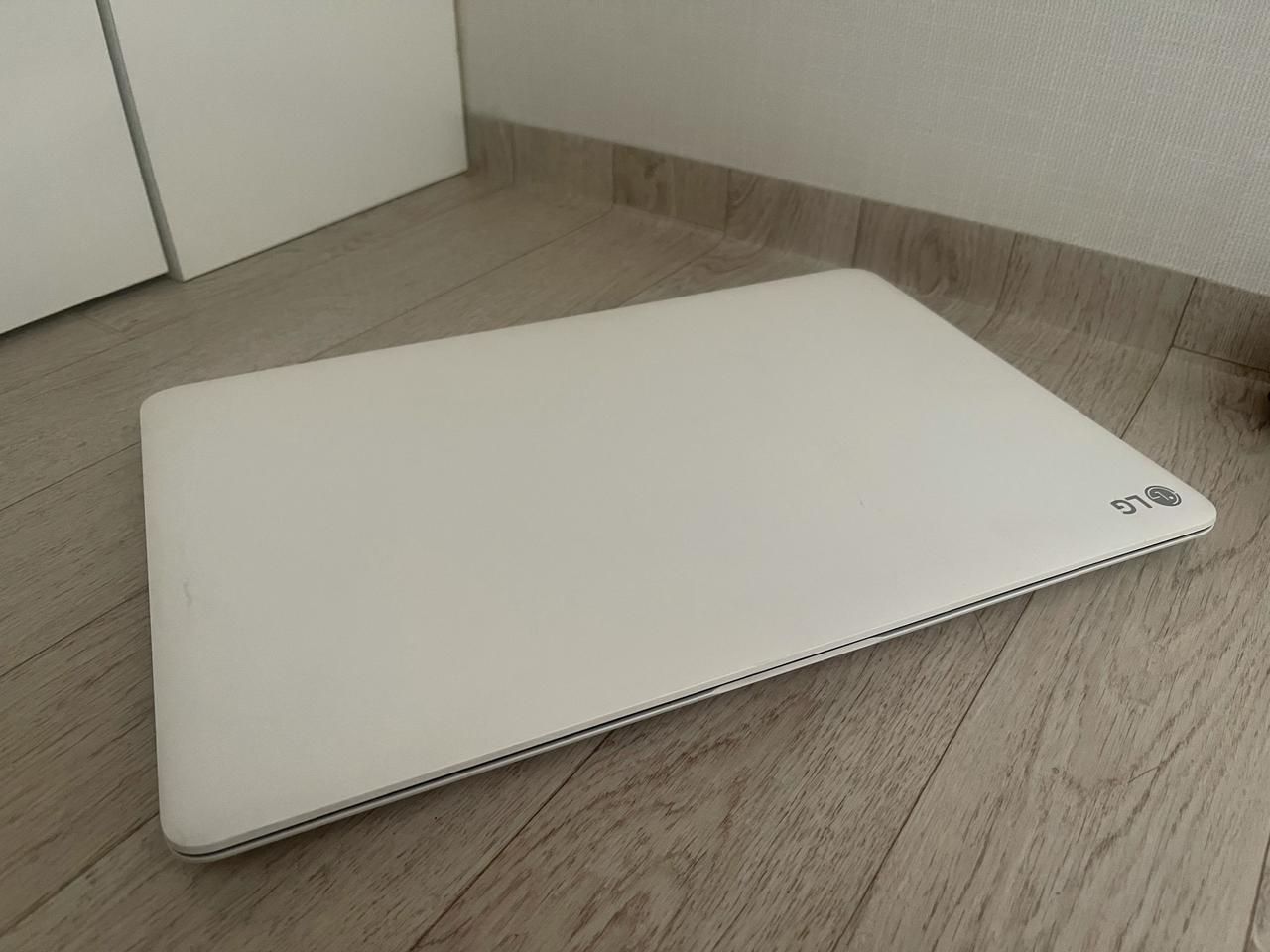 LG 울트라 노트북 15.6” (LG15U47) | 헬로마켓