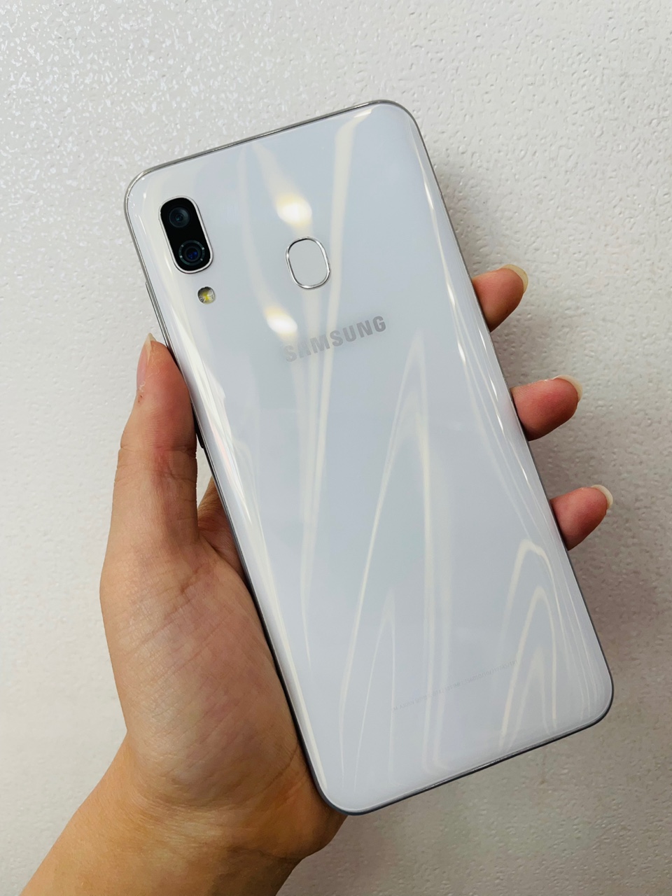 갤럭시 A30 KT 화이트 32GB 잔상폰 판매(무상남음) | 헬로마켓