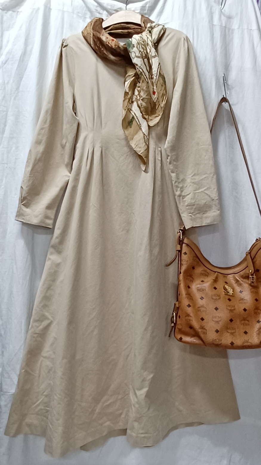 스쿼어넥 허리주름 롱원피스 ㅡ프리 | 세컨웨어(헬로마켓)