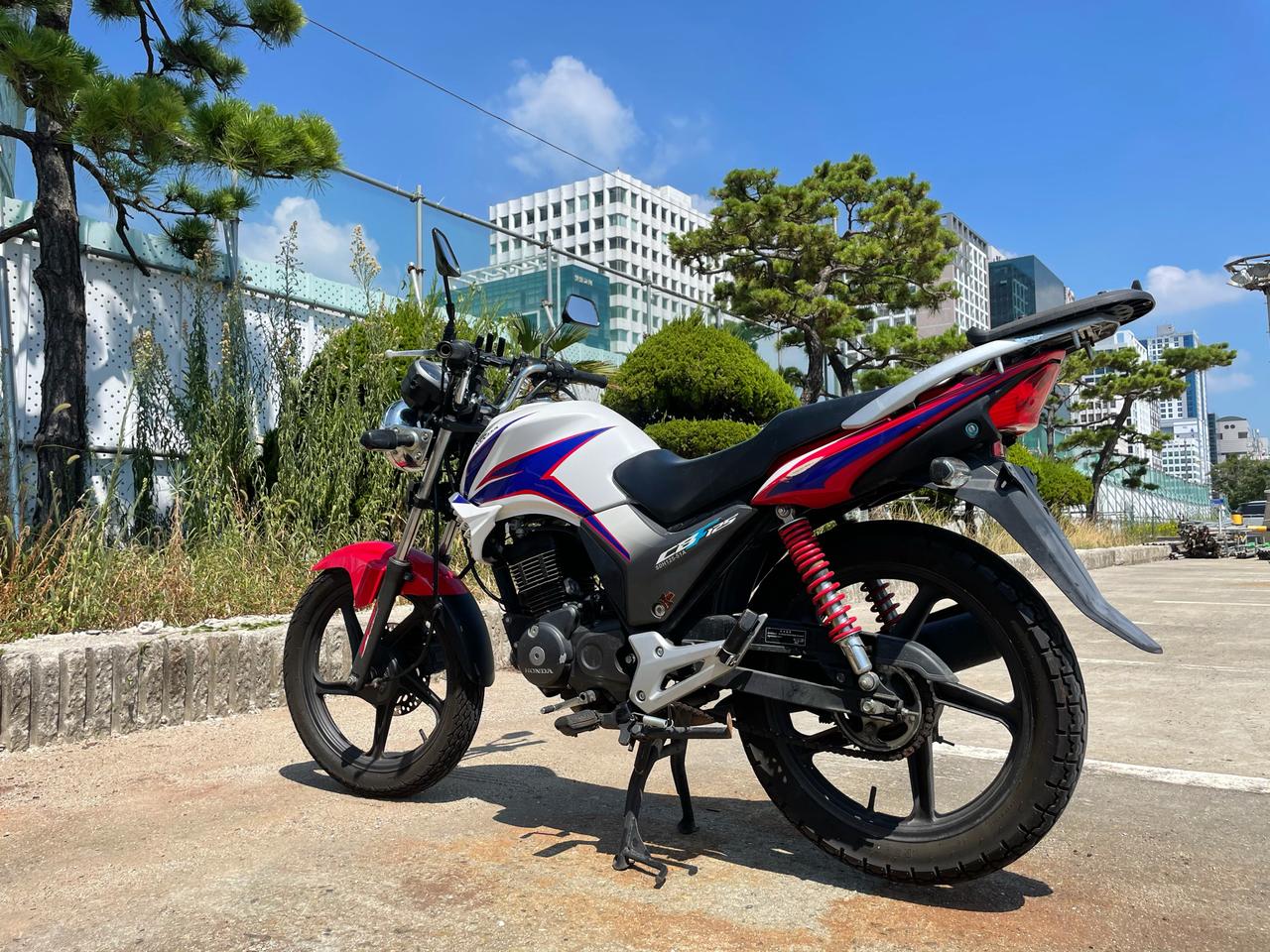 CBF125 | 헬로마켓