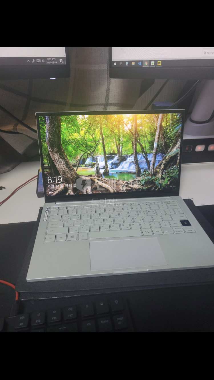 삼성 갤럭시북 이온 NT930XCJ-K58D 판매합니다 | 헬로마켓