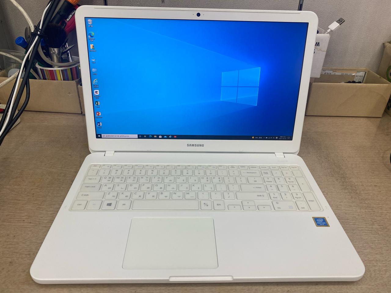 15.6인치 노트북. 삼성 NT550. 2019년식 ... | 헬로마켓