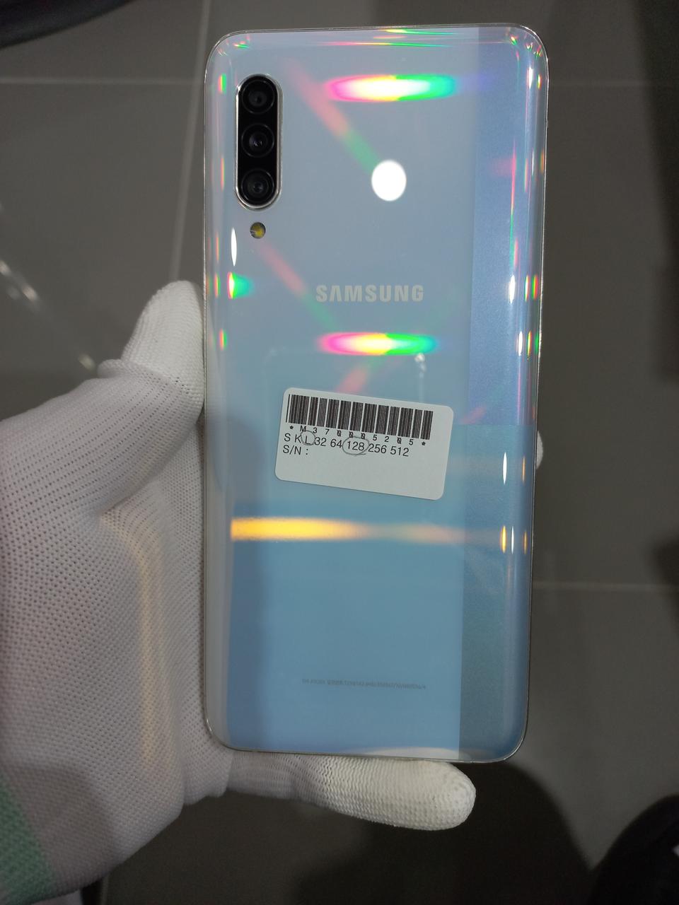 갤럭시 A908 128기가 화이트 팝니다 | 헬로마켓