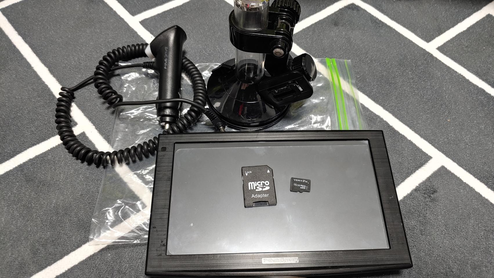 파인드라이브네비게이션 iQ3D 7000 블랙 | 헬로마켓